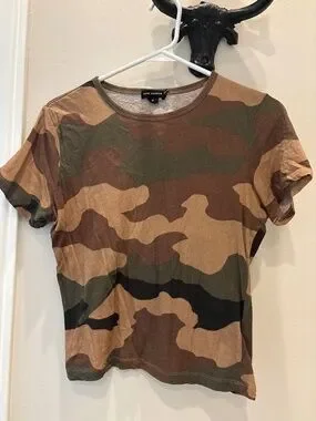 Good American | Tops | Good American Tee | Poshmark